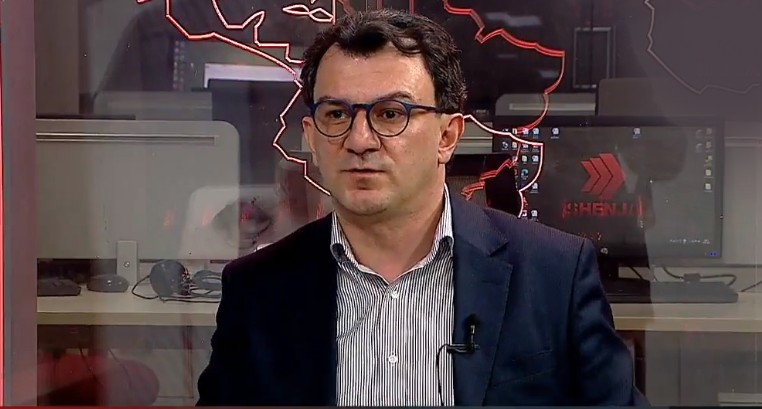 Debati për ndryshimet kushtetuese, Nebiu: Partitë bëjnë politikë ditore ...