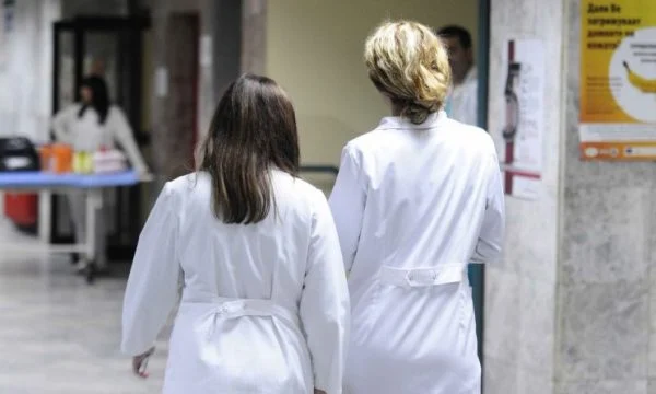 Për 4 muaj, 104 mjekë lëshuan Kosovën – Tetova Sot Për 4 muaj, 104 mjekë lëshuan Kosovën – Tetova Sot