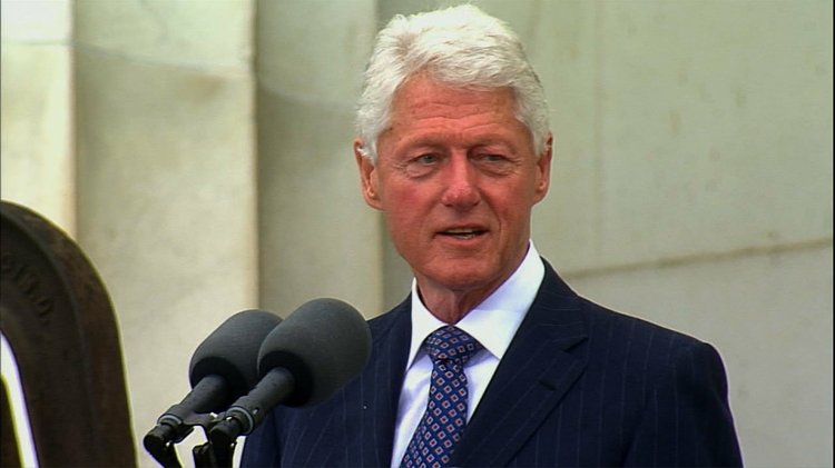Bill Clinton vjen sot në Shqipëri/ Policia publikon masat, bllokohen ... Bill Clinton vjen sot në Shqipëri/ Policia publikon masat, bllokohen ...