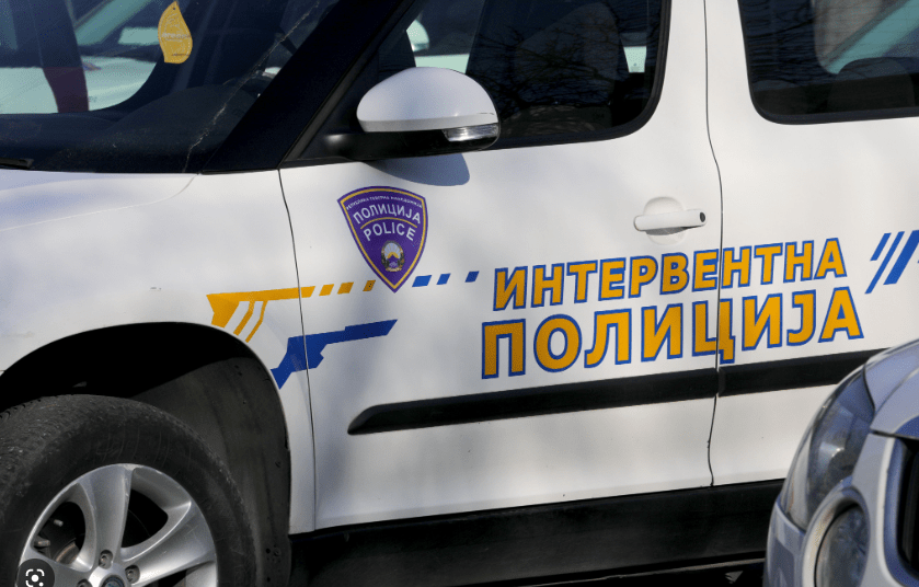 Policia e Tetovës arreston një person që shiste lëndë narkotike ... Policia e Tetovës arreston një person që shiste lëndë narkotike ...