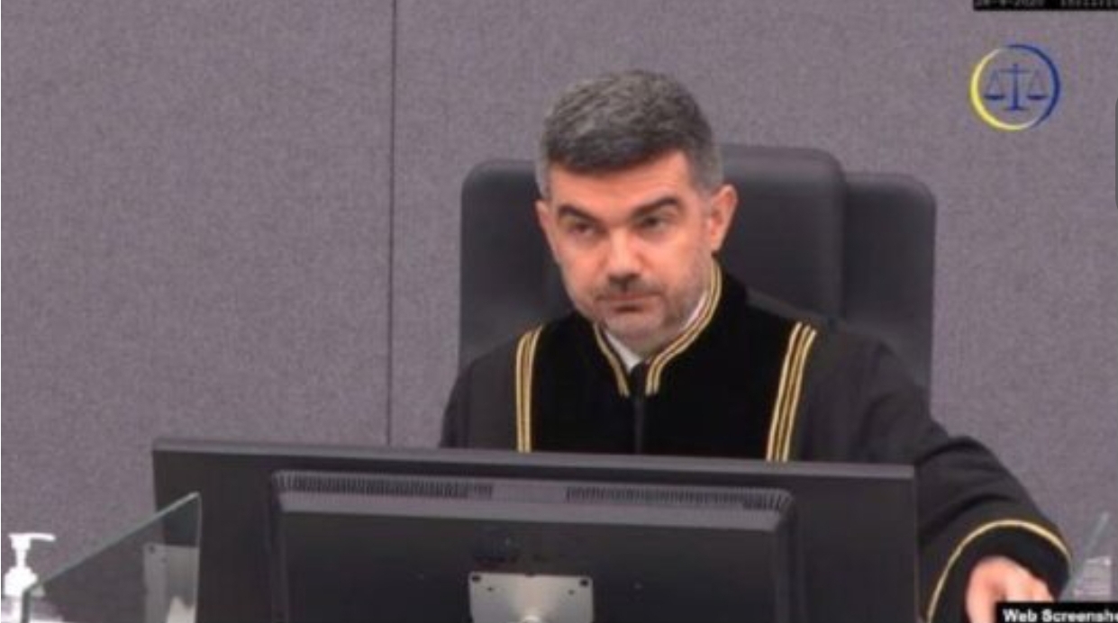 Gjykatën Speciale e braktis edhe Nicolas Guillou, gjykatësi i vetëm i ... Gjykatën Speciale e braktis edhe Nicolas Guillou, gjykatësi i vetëm i ...