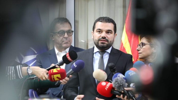 Lloga: Urime dhe shumë suksese bashkëqytetares sonë, znj. Shekerinska ...