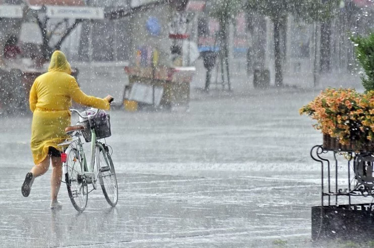 Nesër dhe pasnesër mot me shi, pastaj rritje të temperaturave – Tetova Sot