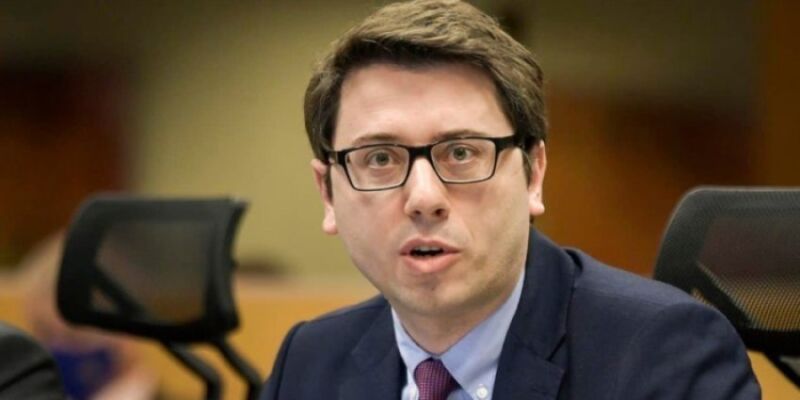 Murati: Secilës familje t’i ofrohet një vend pune – Tetova Sot