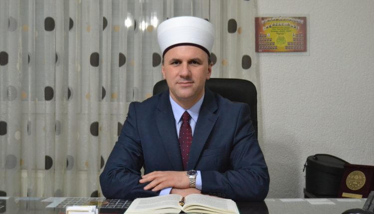 Mbledhja e taksave nga tregtarët/ Përplasja mes komunës së Tetovës dhe ...