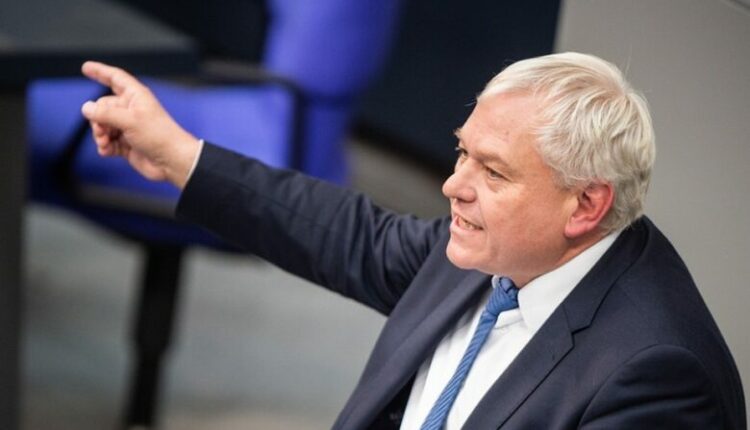 Deputeti gjerman: Nëse Serbia dëshiron BE, duhet ta njohë Kosovën ... Deputeti gjerman: Nëse Serbia dëshiron BE, duhet ta njohë Kosovën ...