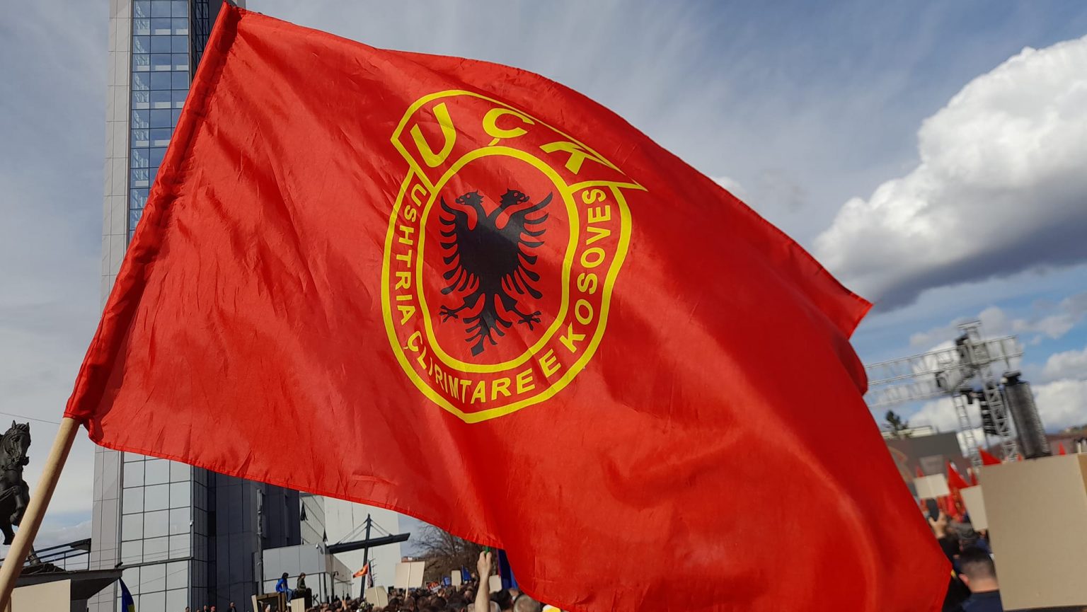 Sot është Dita e Veteranëve të UÇK-së – TS Sot është Dita e Veteranëve të UÇK-së – TS